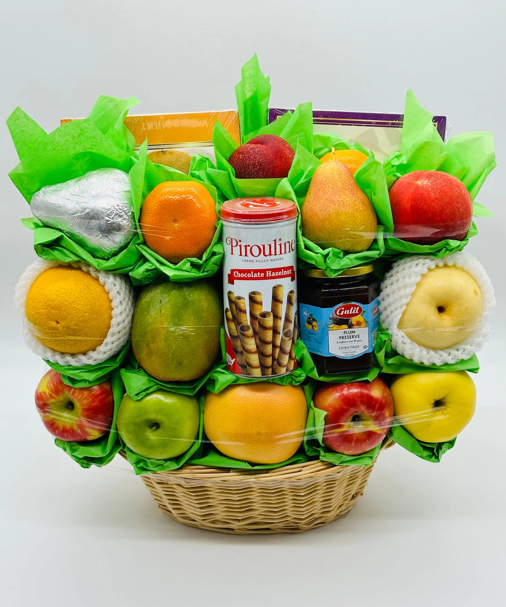 Classic Fruit Basket | Fresh Seasonal Fruits & Gourmet Gifts